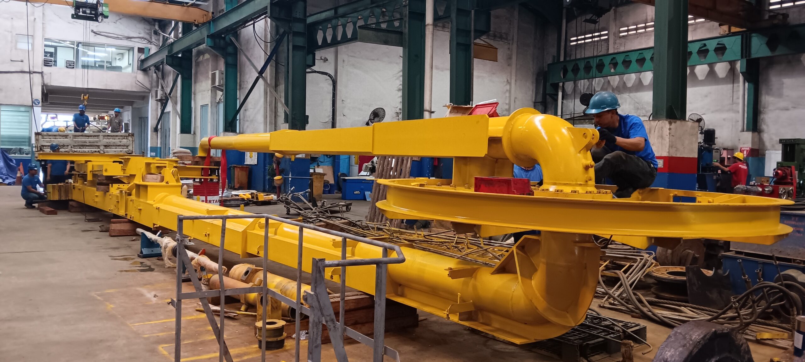 Specialist membuat dan repair Loading Arm Kalimantan Indonesia | PT ...